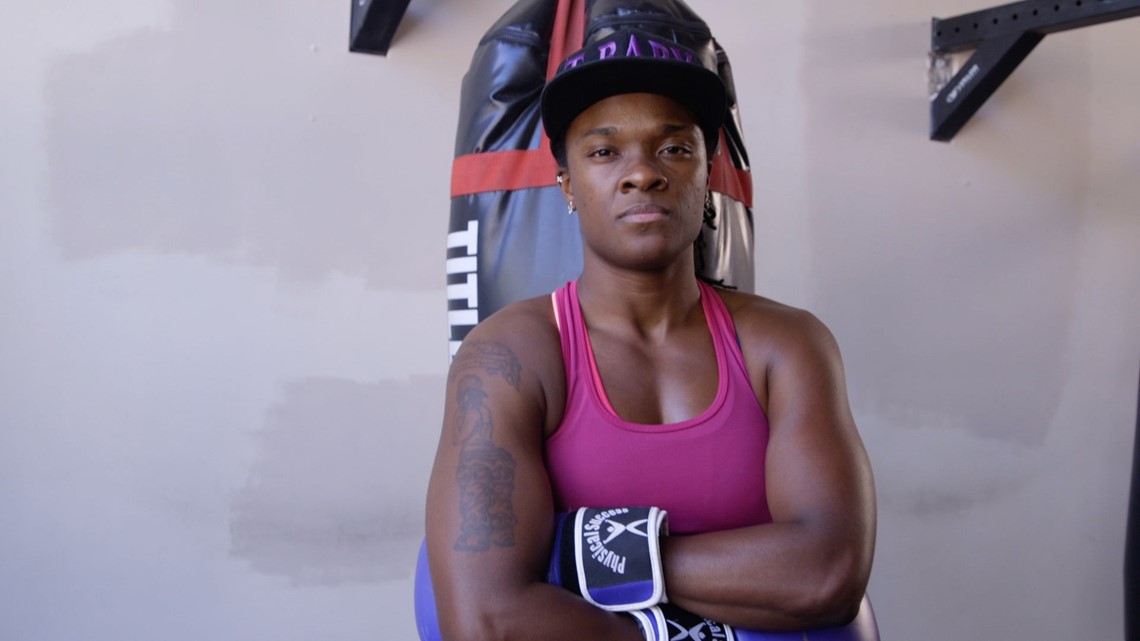 Police officer and women’s boxing champion knocks out stereotypes ...