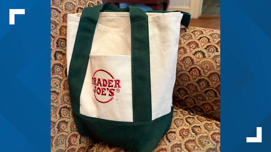 Trader Joe's mini tote bags selling for hundreds of dollars | wusa9.com