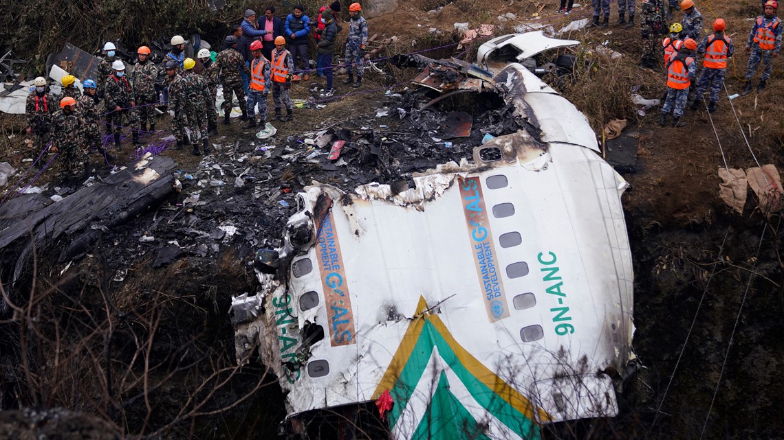 Livestream from inside plane captures deadly Nepal crash | wusa9.com