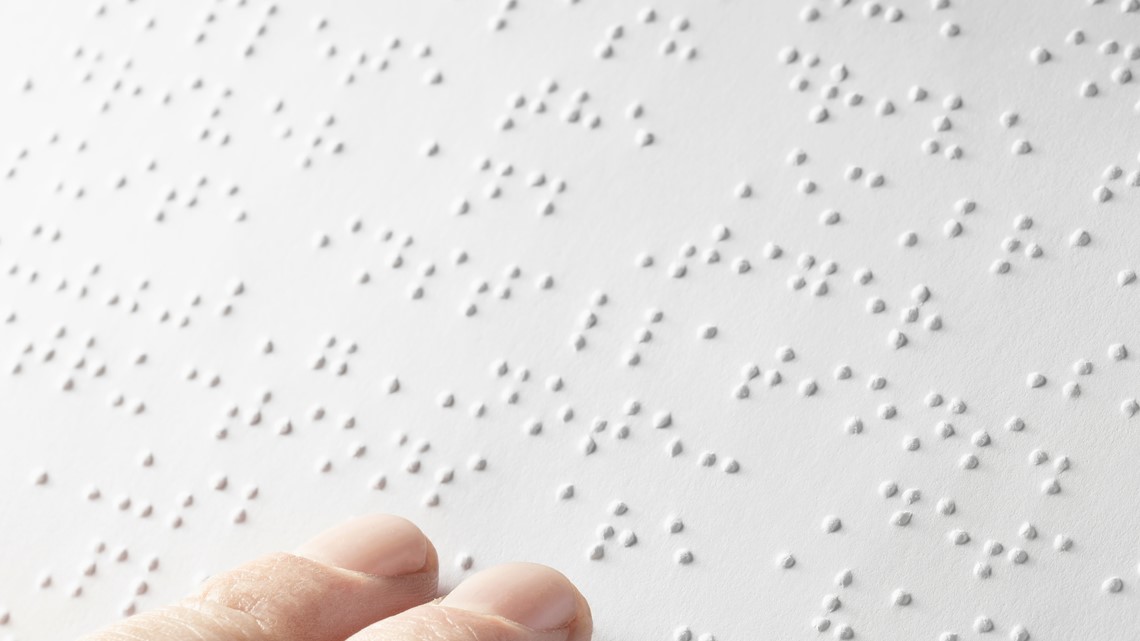 Blind man fails U.S. citizenship test because it wasn't available in ...