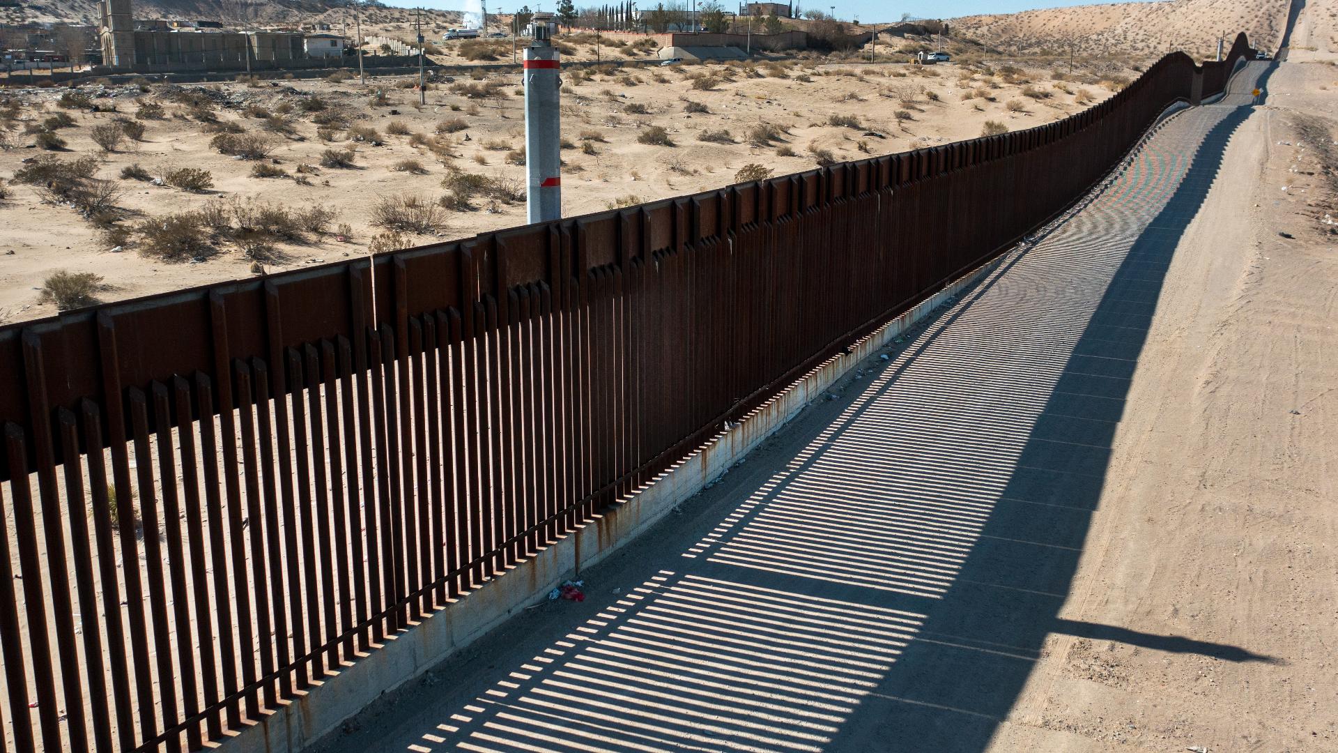 Immigrants face charges for breaching New Mexico defense area | wusa9.com