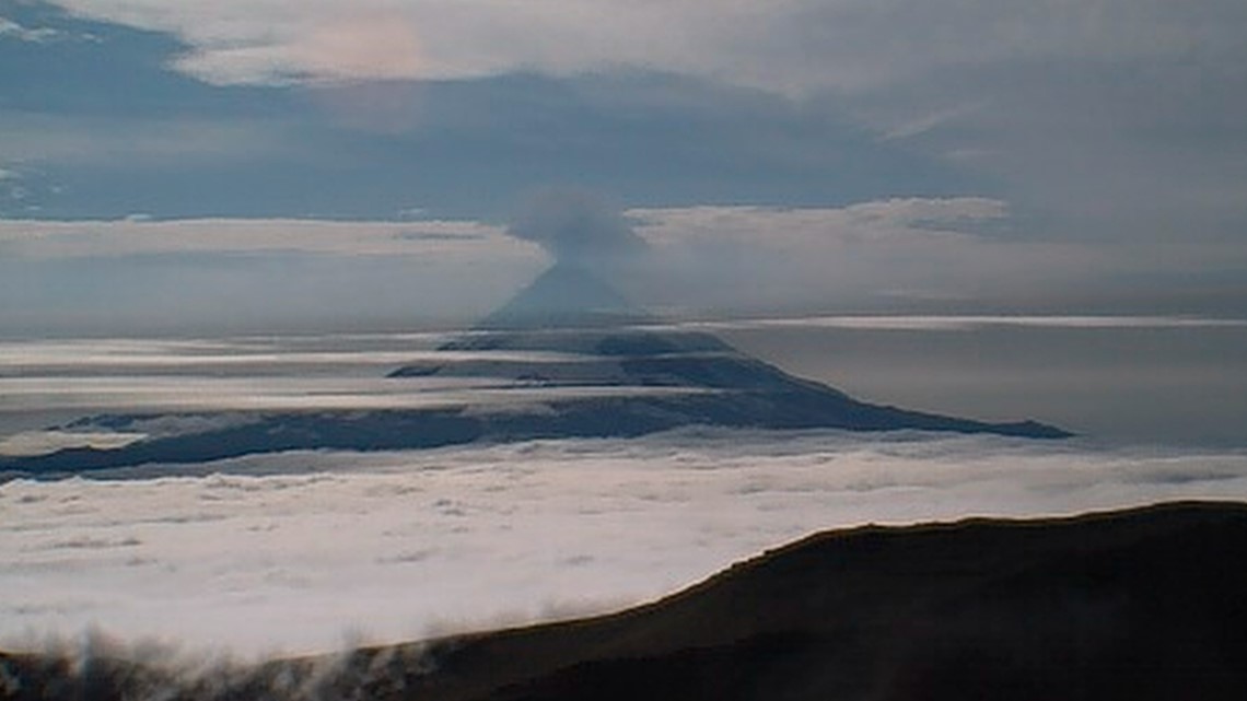 Alaska volcano erupts, NWS issues weather advisory to pilots | wusa9.com