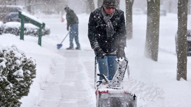 How President Trump's return-to-work executive order impacts federal ...