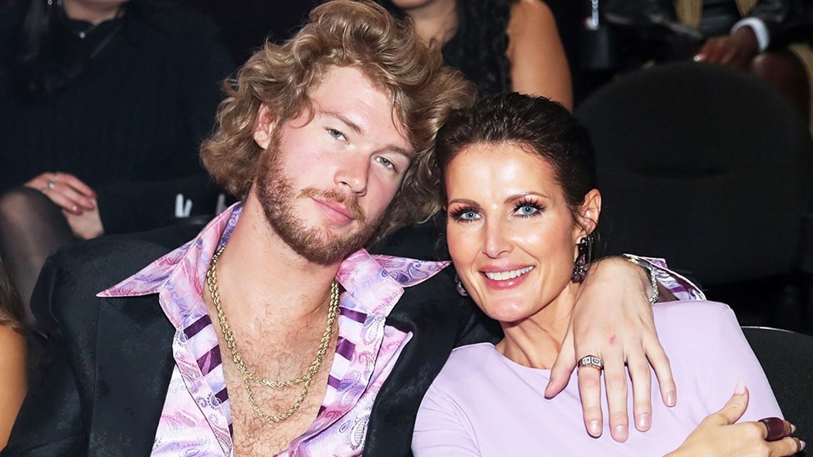 Yung Gravy Defends Addison Rae's Mom Sheri Esterling After Their PDA ...
