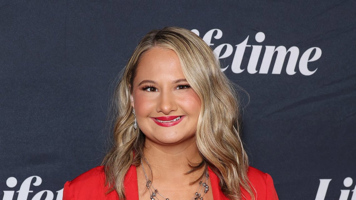 Pregnant Gypsy Rose Blanchard Shows Off Large Back Tattoo | wusa9.com