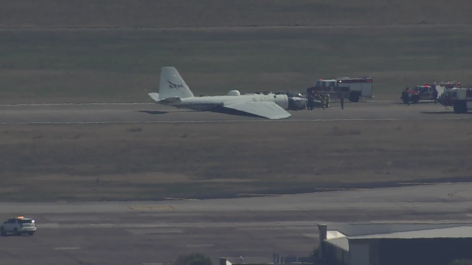 NASA plane makes belly landing at Ellington Airport, video shows ...