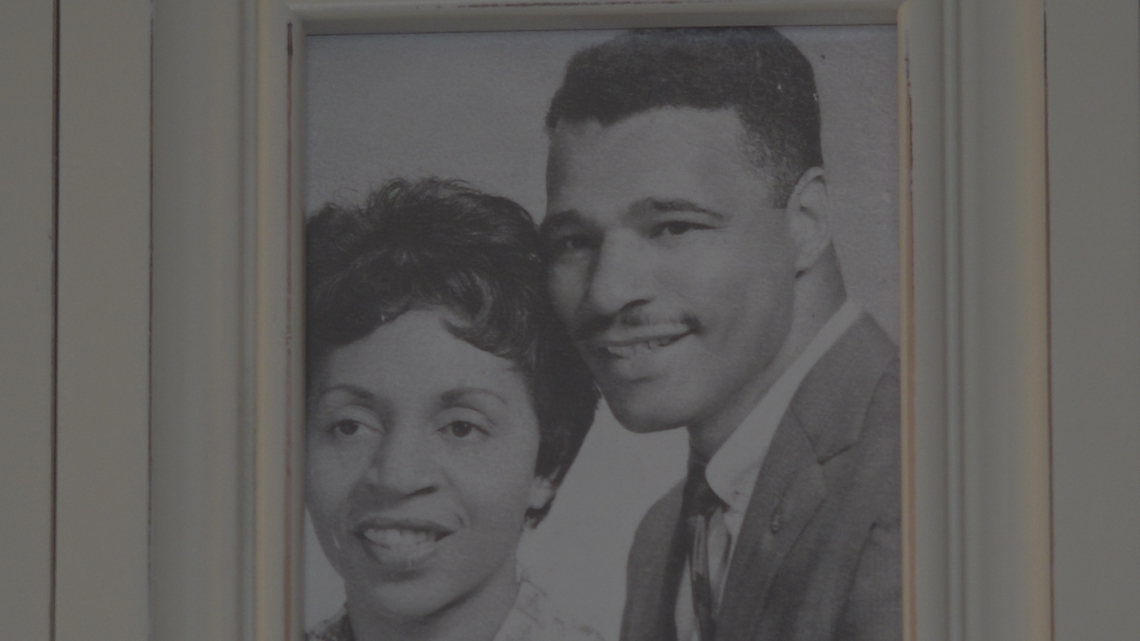 Family seeks answers after influencer Karen 'Reyna' Dunlap found dead ...