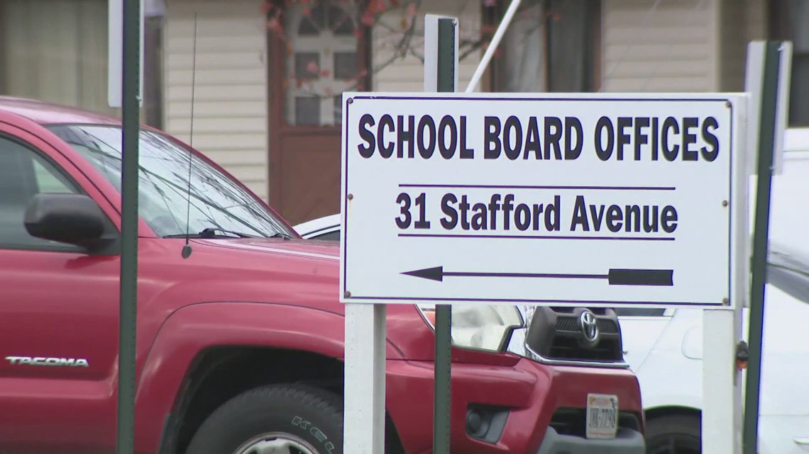 Stafford Schools votes on controversial redistricting plan | wusa9.com