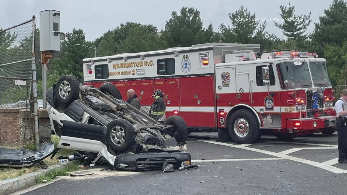 4 people hospitalized from multi-vehicle crash in Northeast | wusa9.com