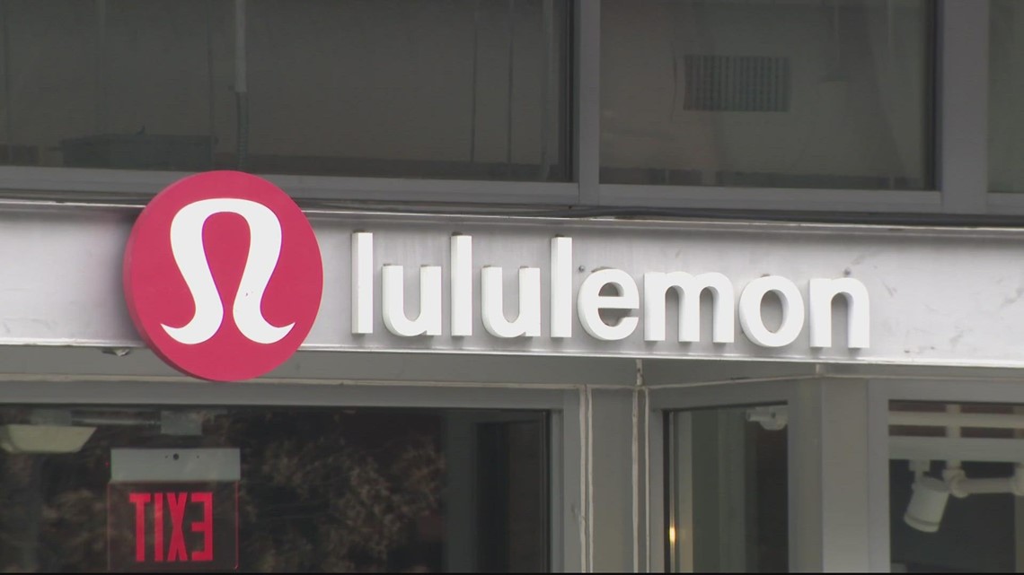 Thieves get away with $4,000+ worth of clothing from DC Lululemon ...