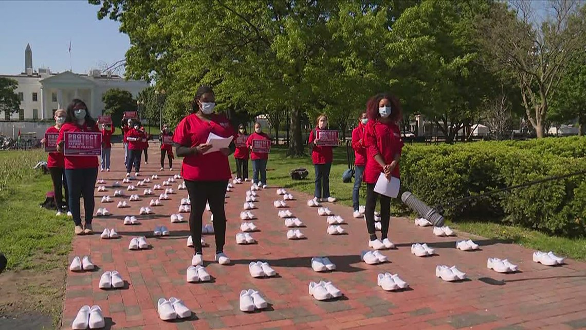 Nurses protest outside White House to honor fallen nurses | wusa9.com