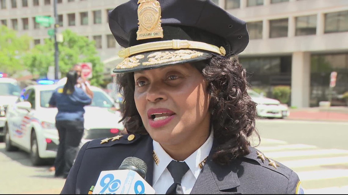 DC Assistant Police Chief Chanel Dickerson retires in style | wusa9.com