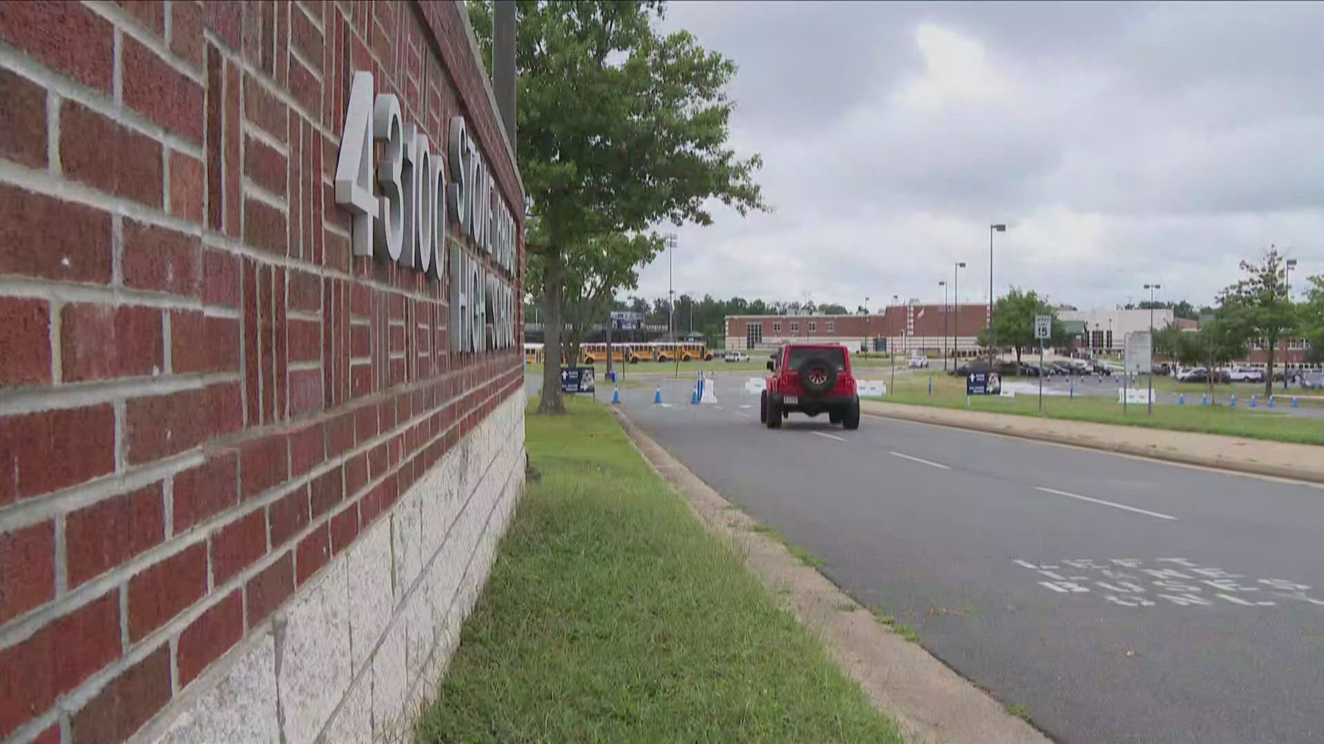 Parents push back against boys suspension over transgender student | wusa9.com