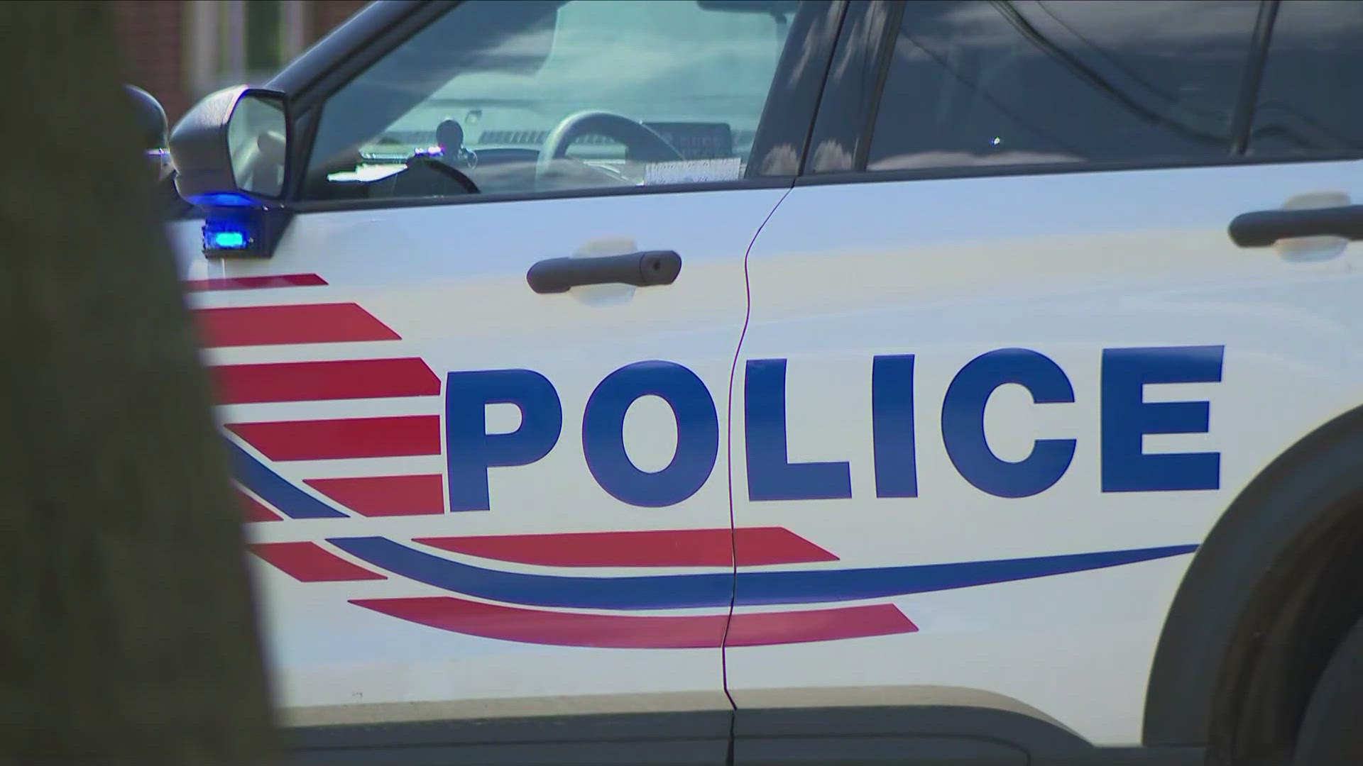 DC Police investigate body found near Southeast school | wusa9.com