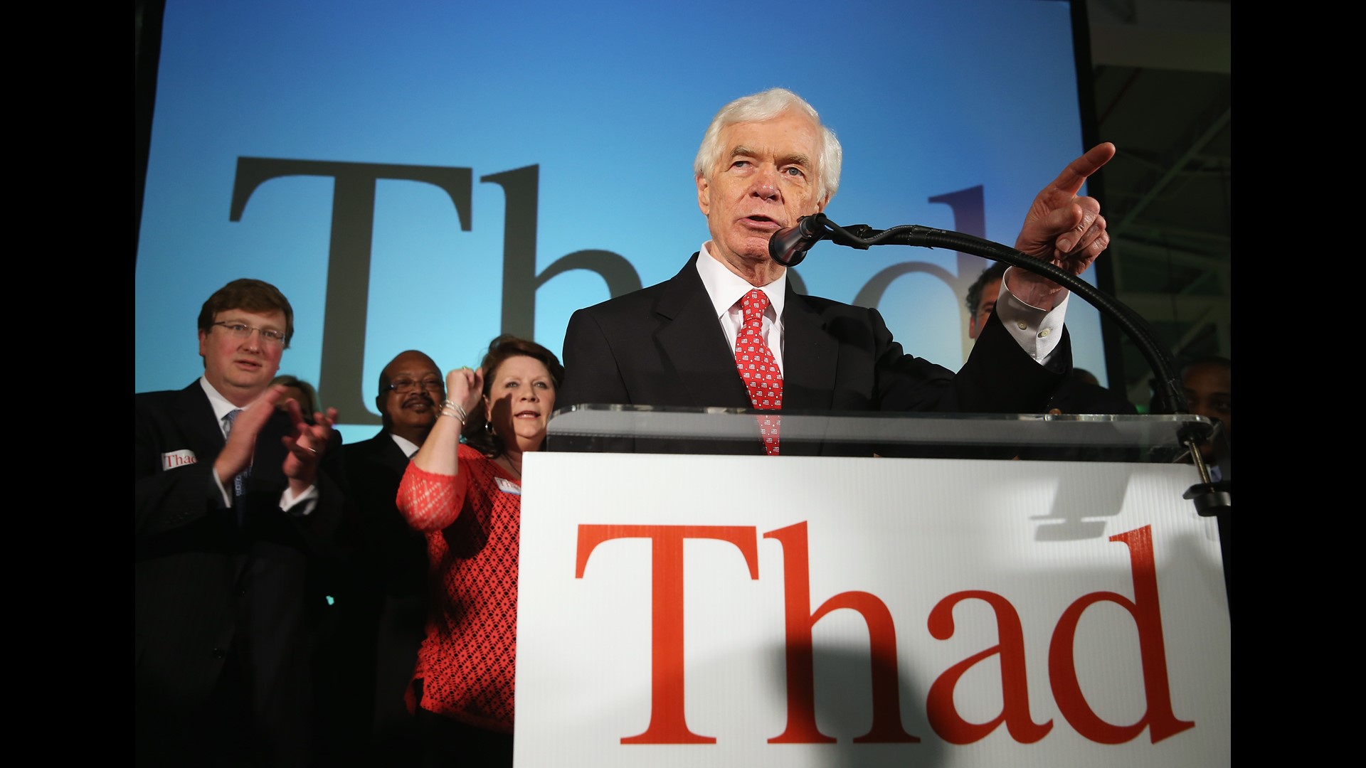 US Sen. Thad Cochran marries longtime aide, his office says | wusa9.com