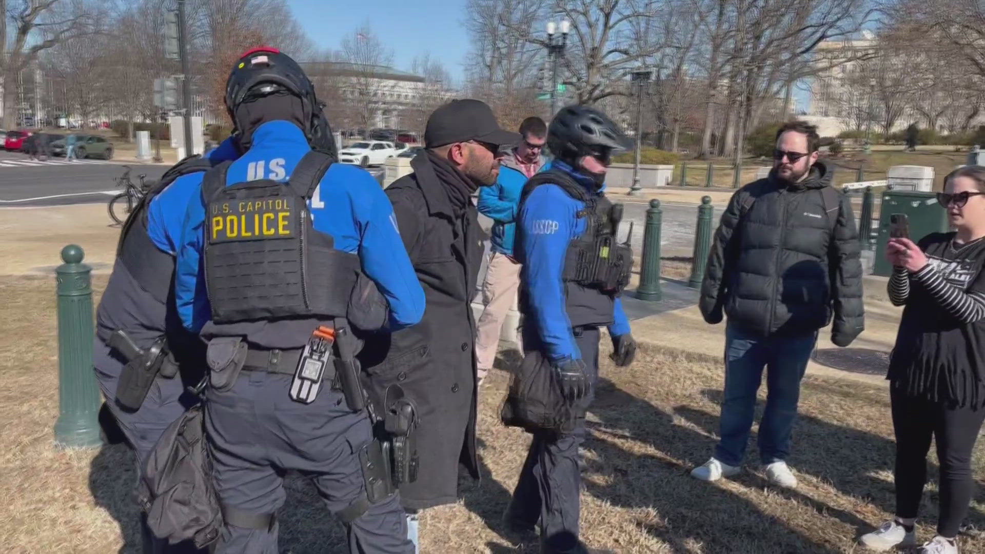 Prosecutors won't charge Proud Boy Enrique Tarrio in altercation with ...