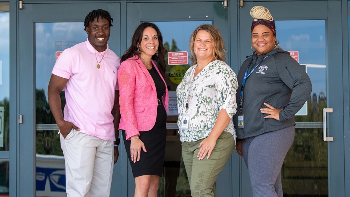 Four grads of Stone Middle School in Fairfax Co. are now staffers ...
