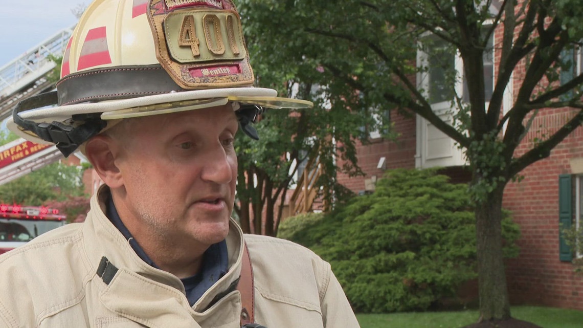 Lightning sparks townhouse fire in Vienna, Virginia | wusa9.com