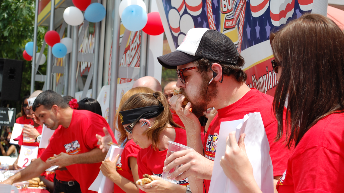 Z-Burger hosts annual Burger Eating Championship | wusa9.com