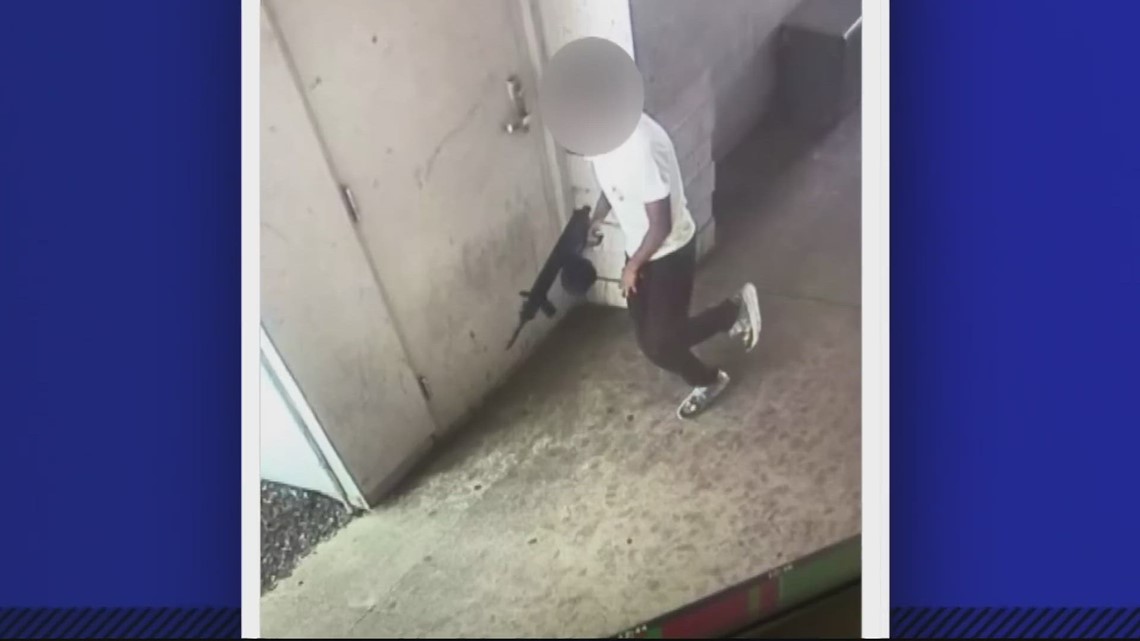 Teen with airsoft gun causes High School lockdown in Maryland | wusa9.com