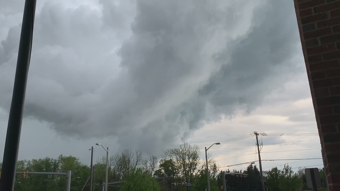 Funnel cloud over Wolf Trap | wusa9.com