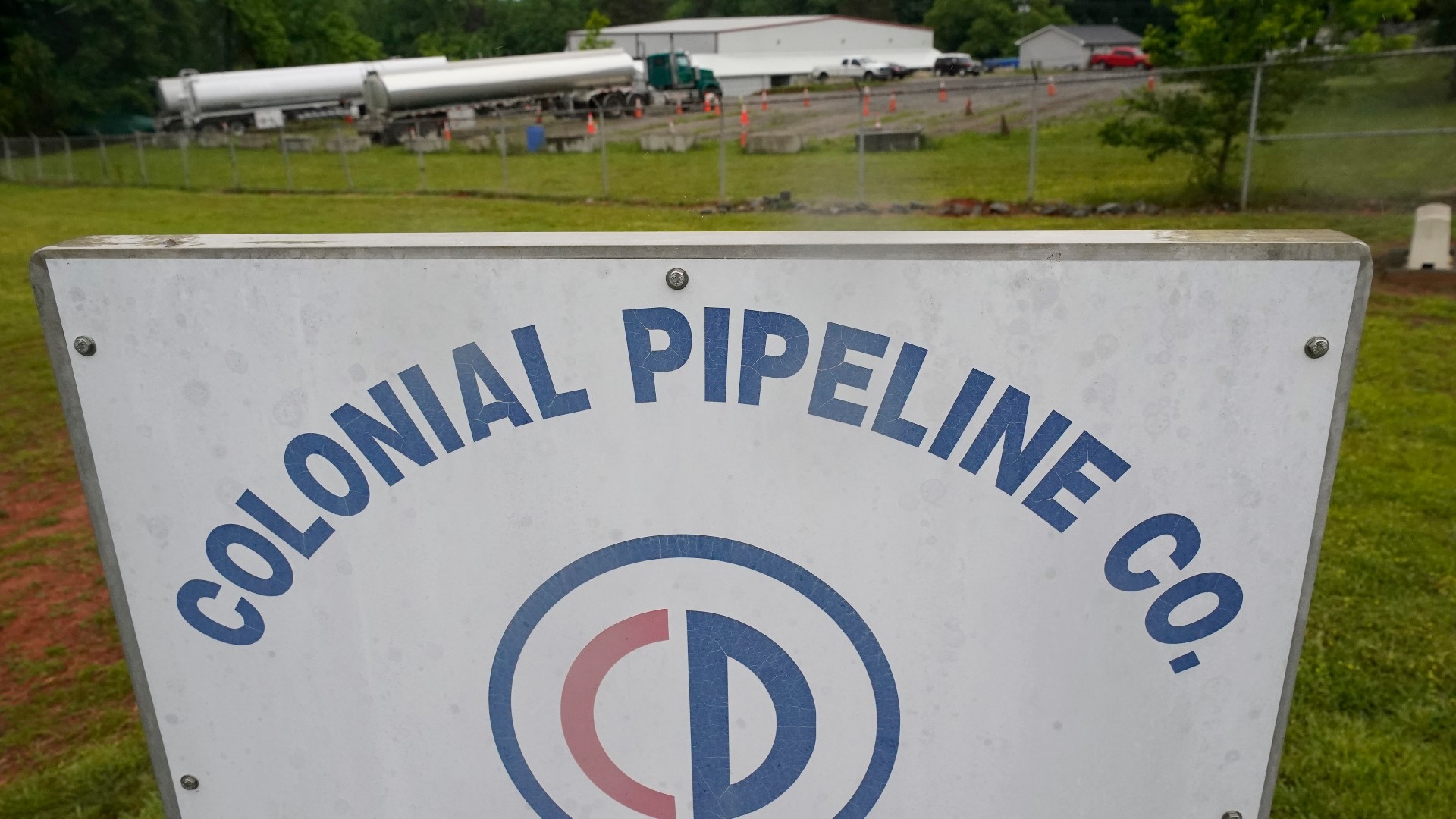 Virginia gas shortage truck driver shortage Colonial Pipeline | wusa9.com