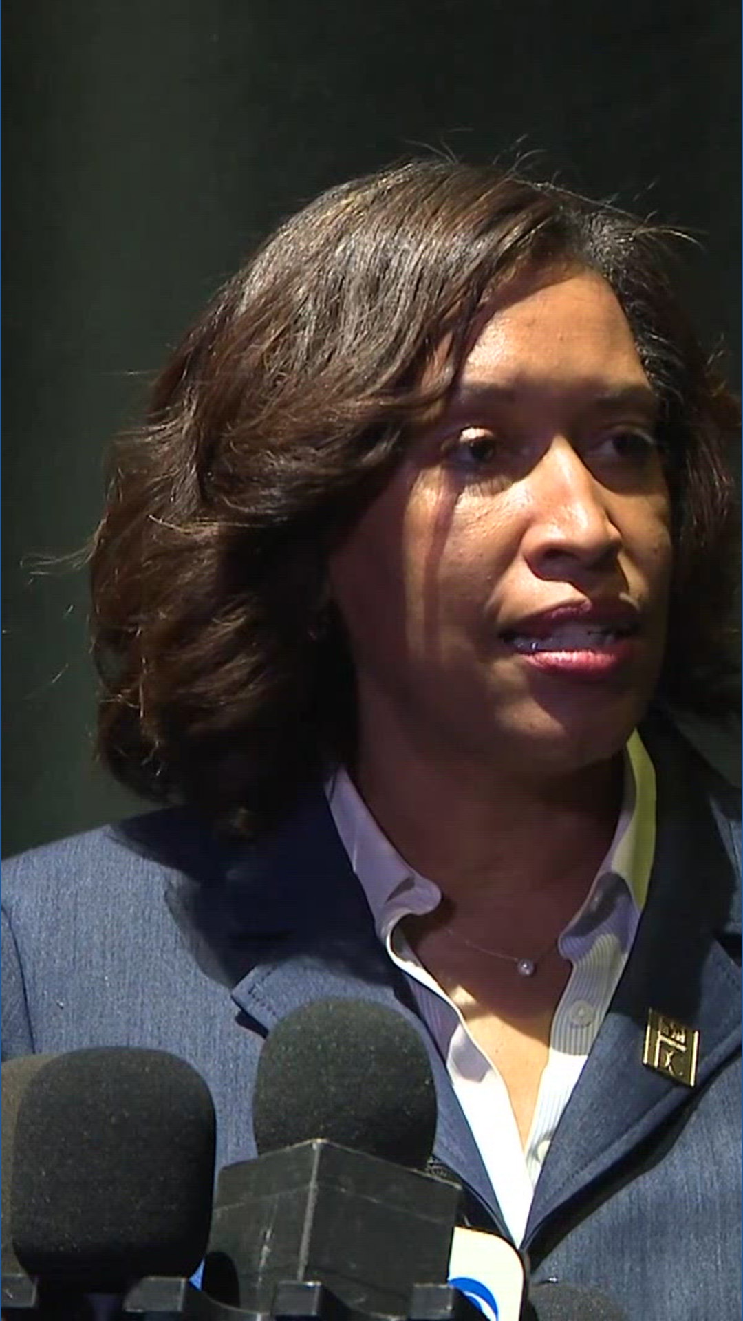 DC mayor hints at changes in crime reporting after 13 MPD officials ...