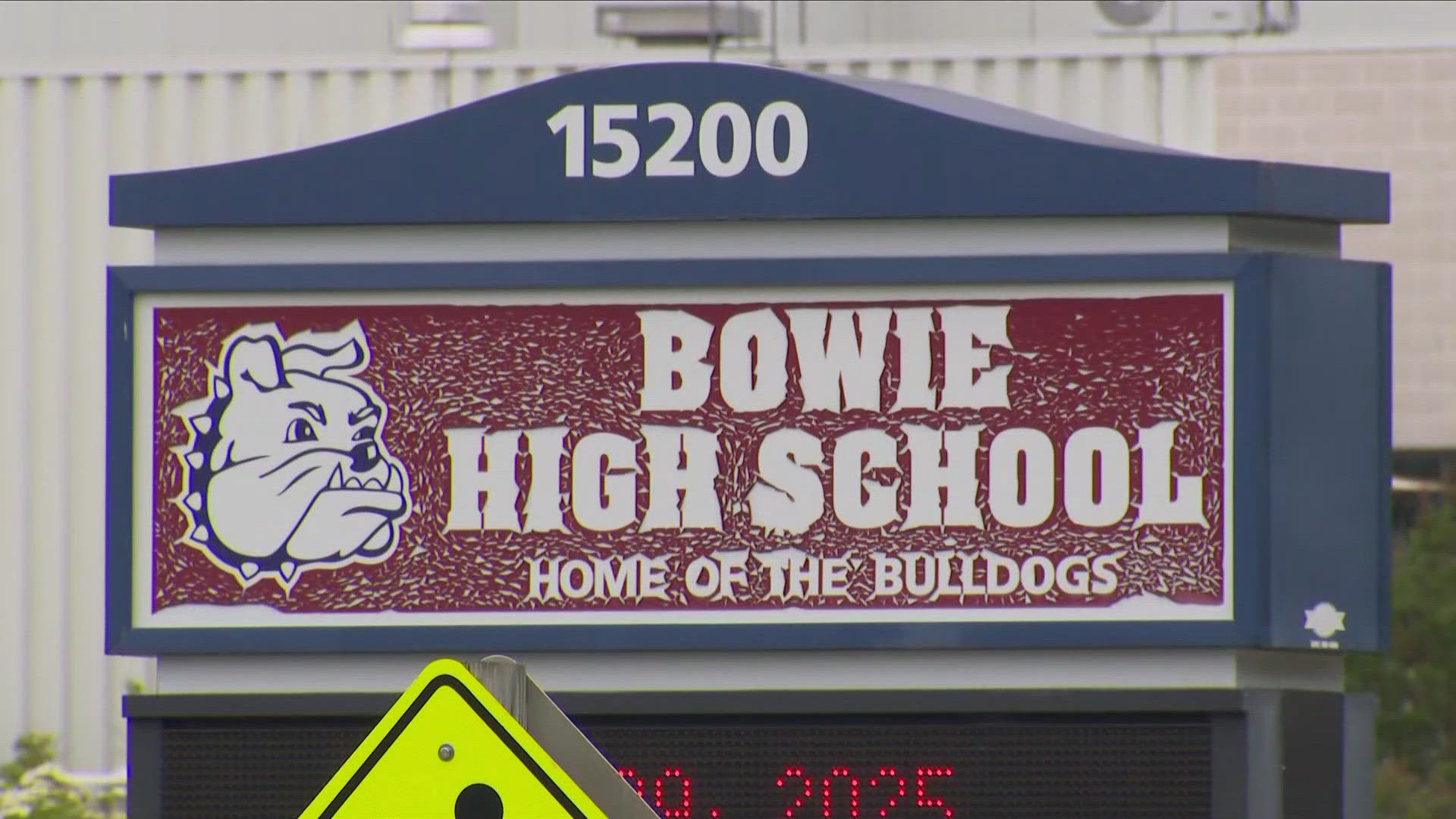 Man stabs student outside Bowie High School | wusa9.com