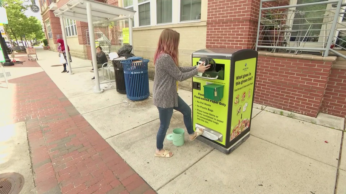 Arlington unveils solar Bigbelly bins for high-tech composting | wusa9.com