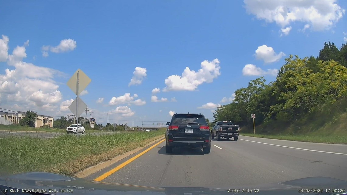 Blast from rock quarry litters cars with debris in Warren County ...
