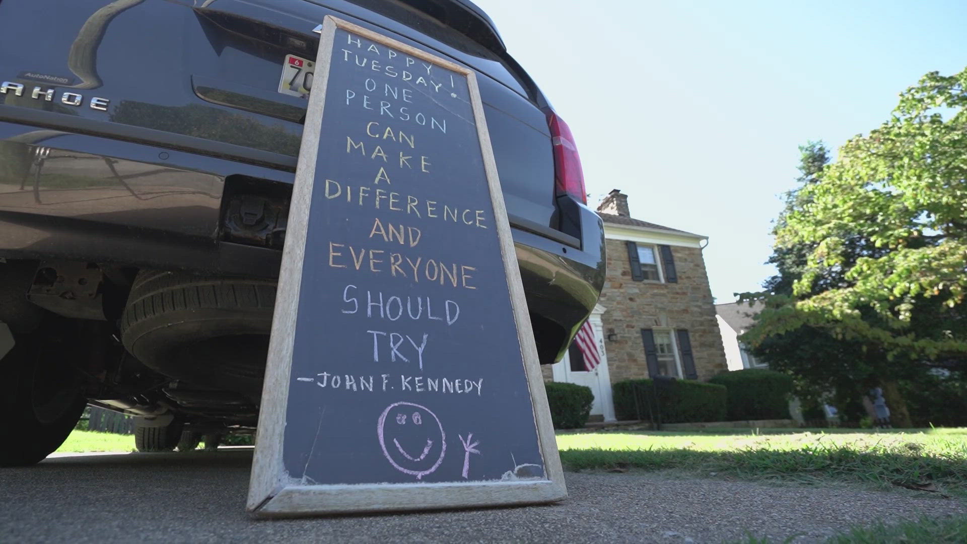 In Maryland, one man’s daily chalkboard messages inspire a community ...