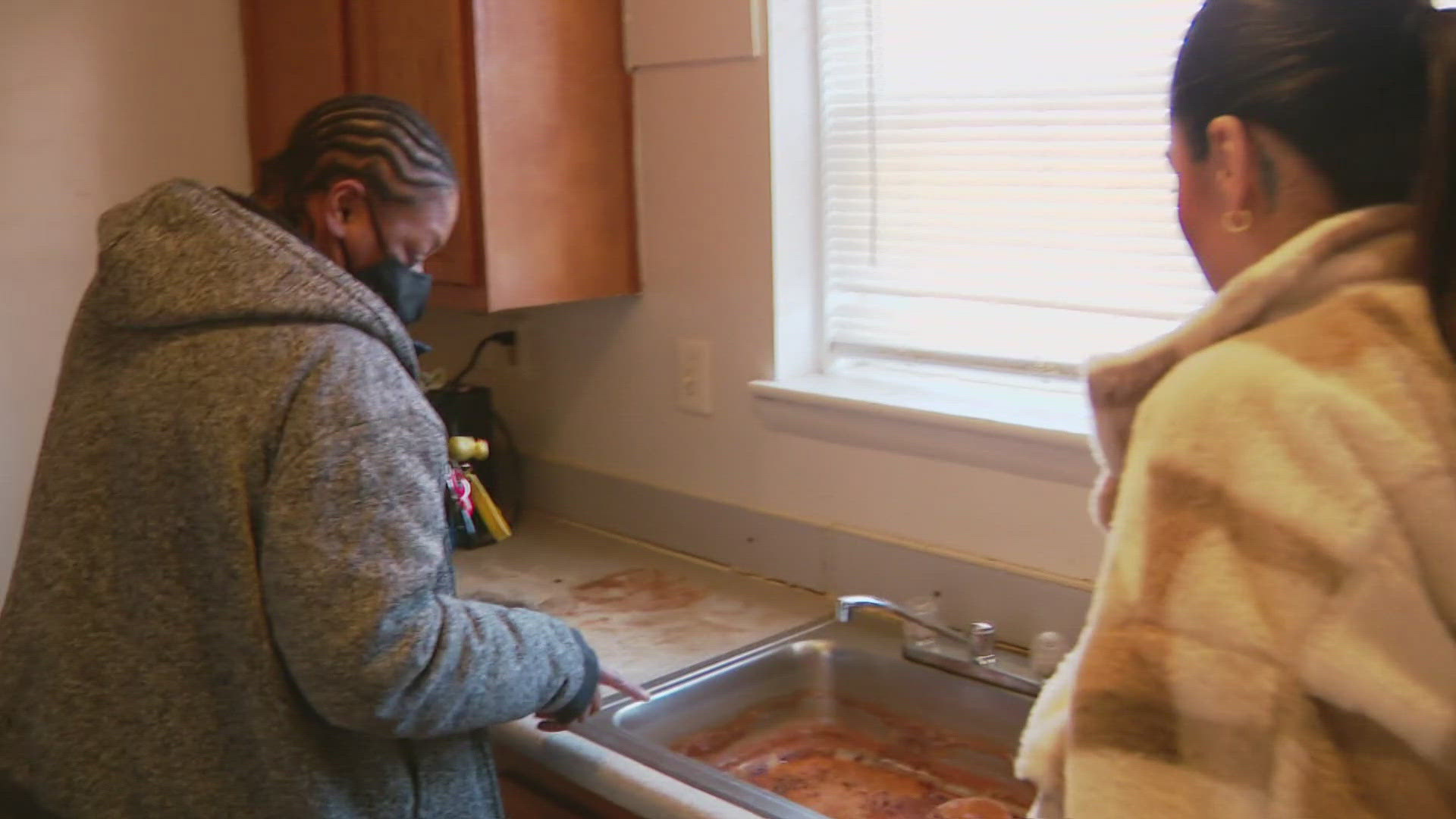 Mom says she and son with disabilities have been living with mold for ...