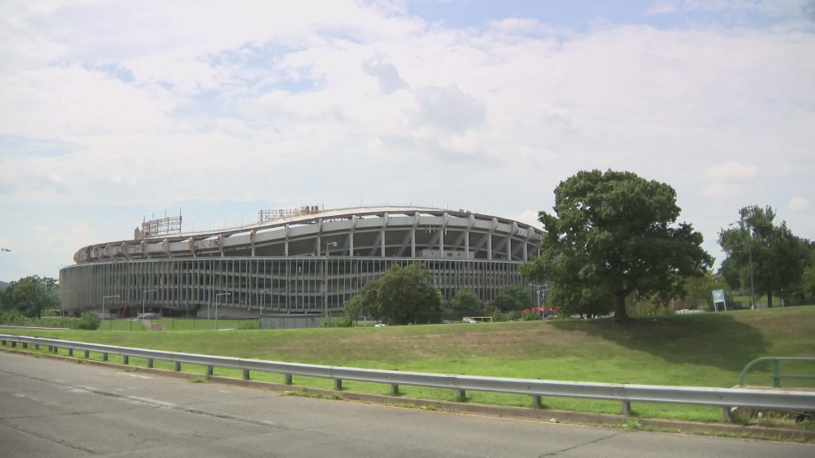 Can DC afford to build new Commanders stadium? | wusa9.com
