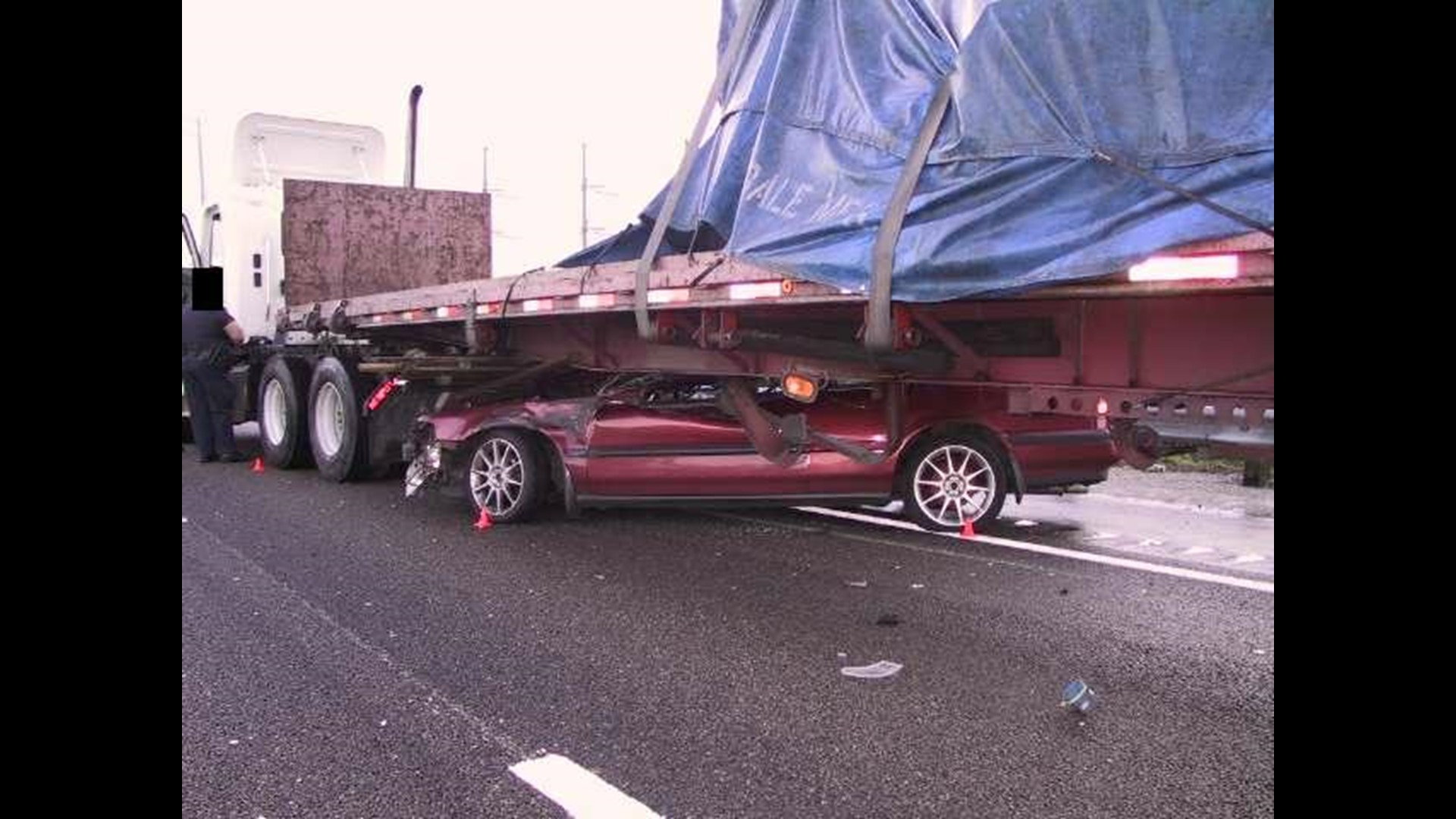PHOTOS: Side underride crashes with tractor trailer trucks | wusa9.com