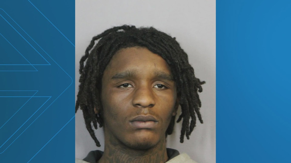 Two teens held for murder of intern in D.C.; police seek third suspect ...