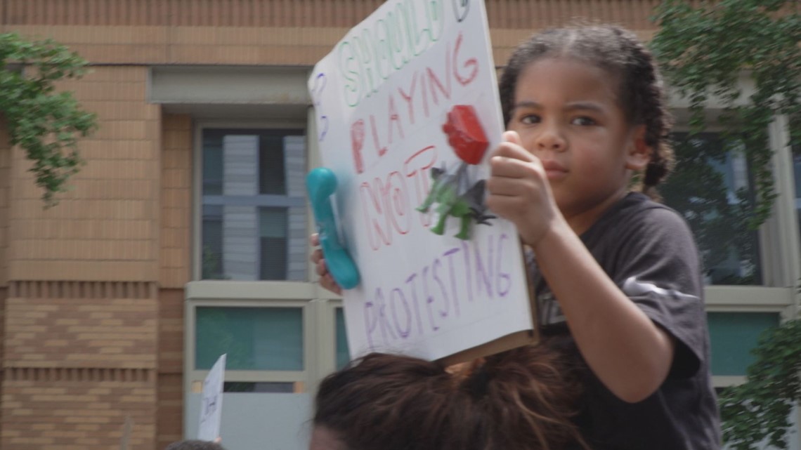 Expert explains balance of racial injustice talks with young kids ...