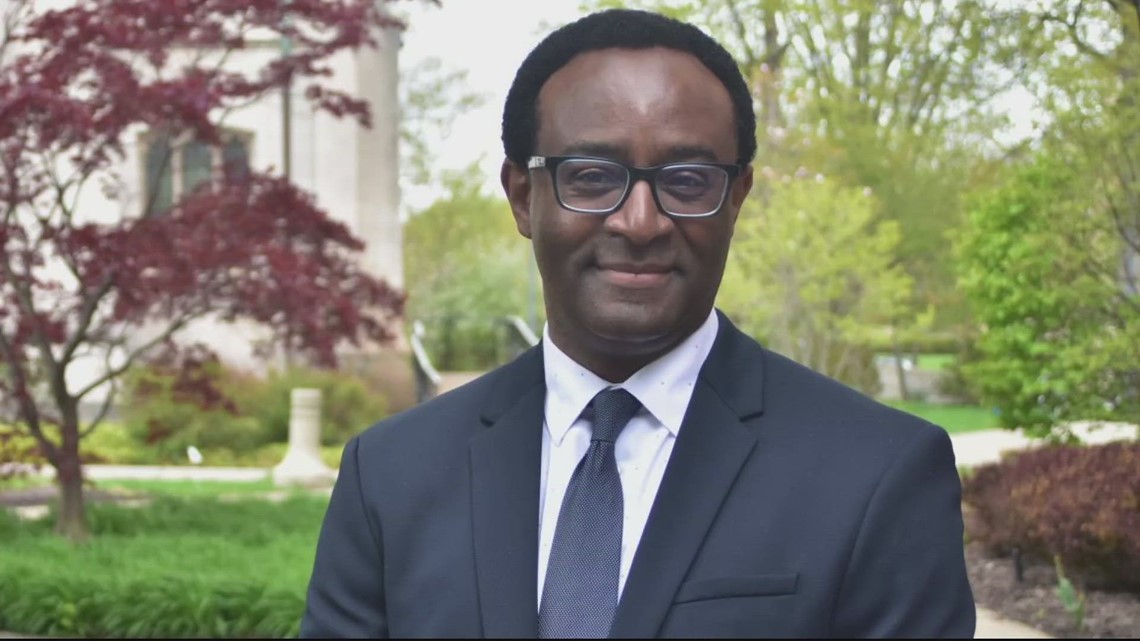 Howard University president Ben Vinson III steps down | wusa9.com