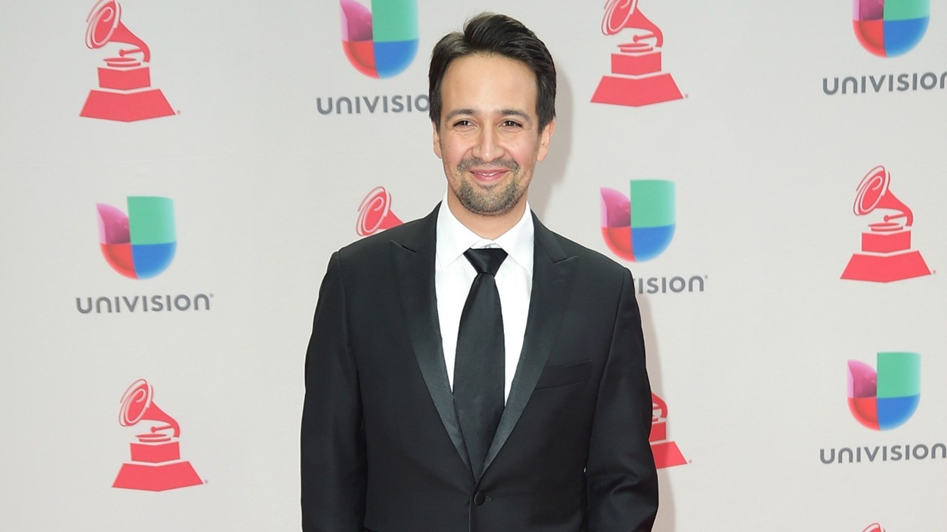 Hamilton star Lin-Manuel Miranda returns to DC and visits 'old friend ...