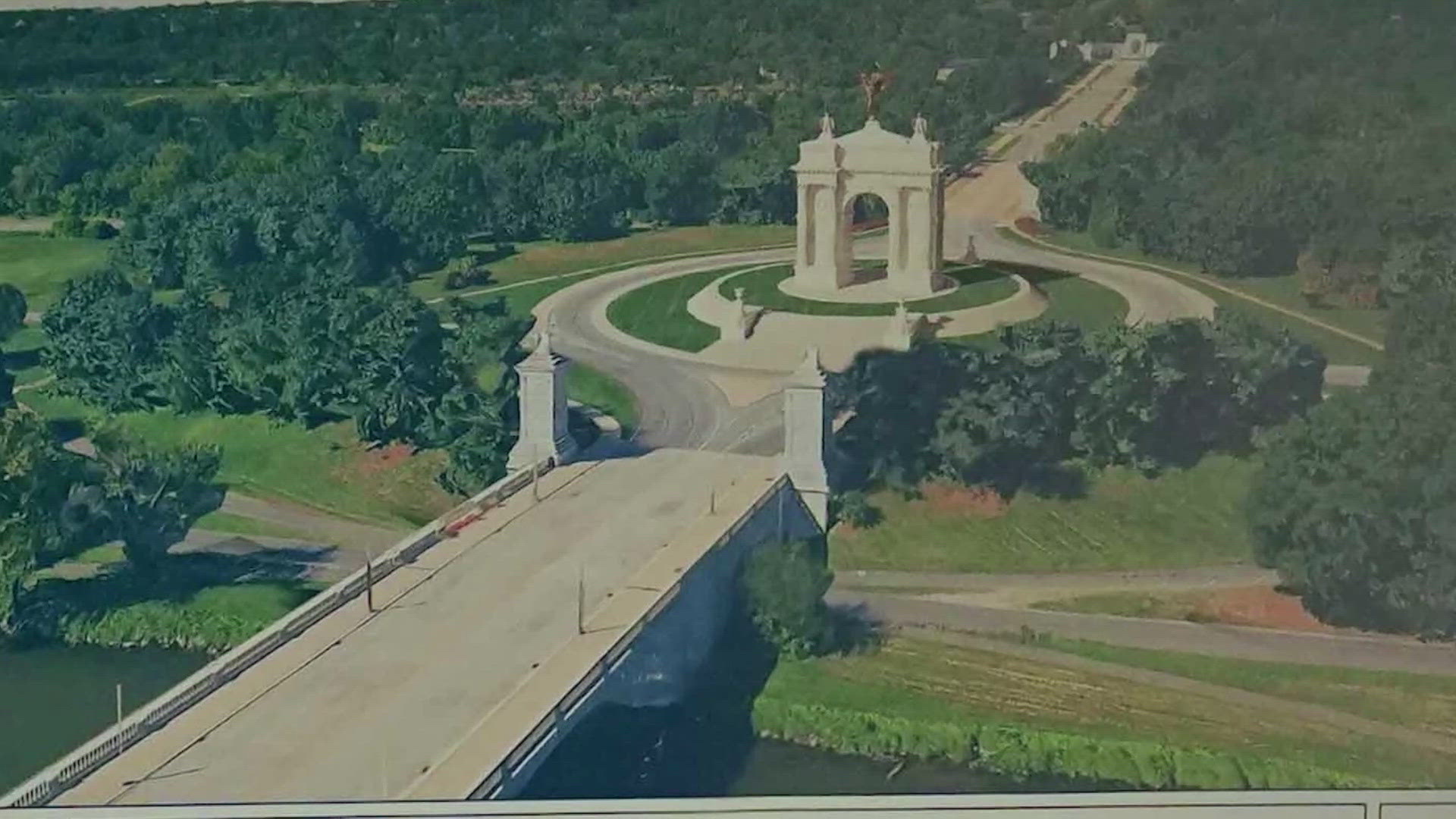 Porsche recalls more than 170k vehicles due to rearview camera issue ...