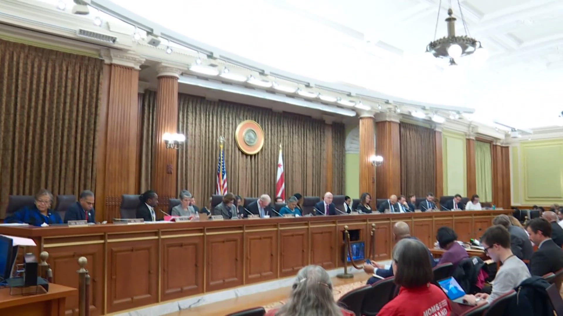 DC Council tables vote on extending emergency youth curfew | wusa9.com
