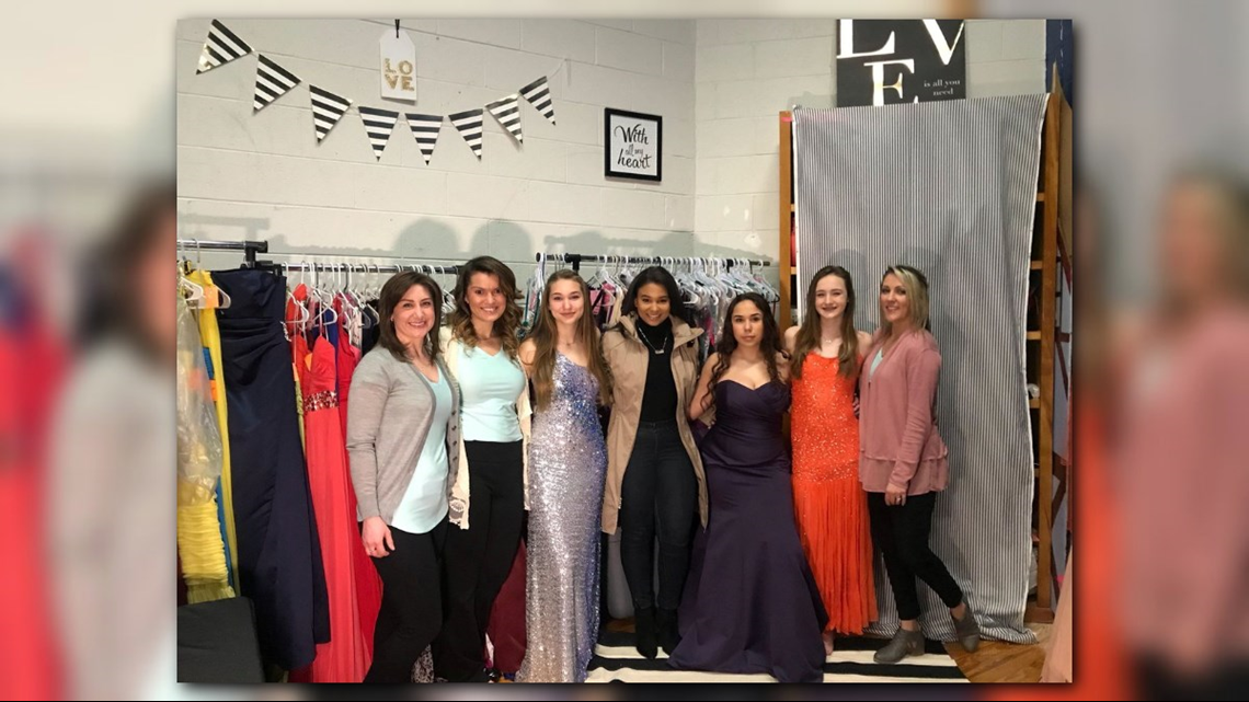 Local Va. teacher and students on a mission to make prom affordable ...
