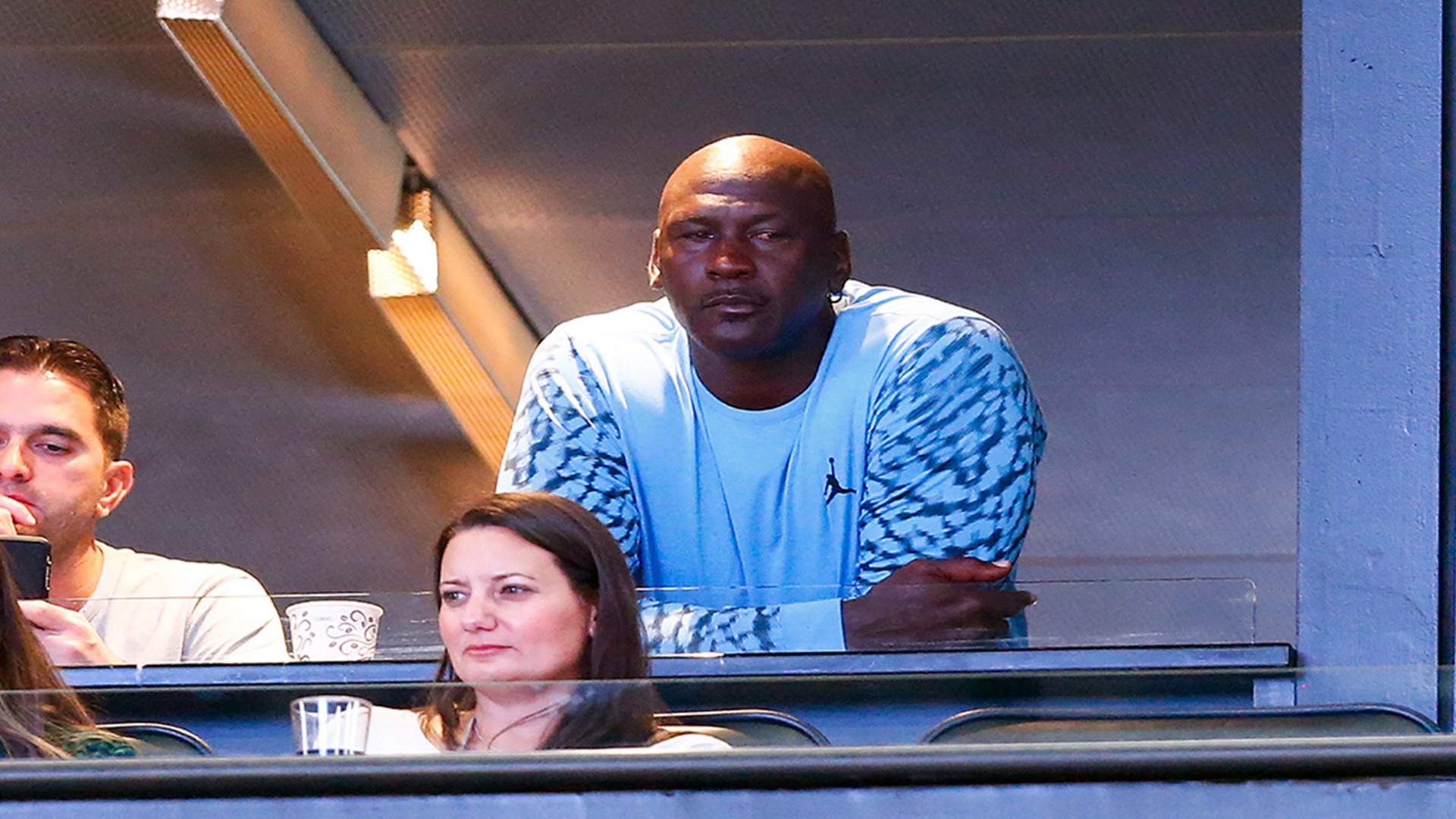 ESPN, Netflix announce 10-part Michael Jordan documentary series that ...