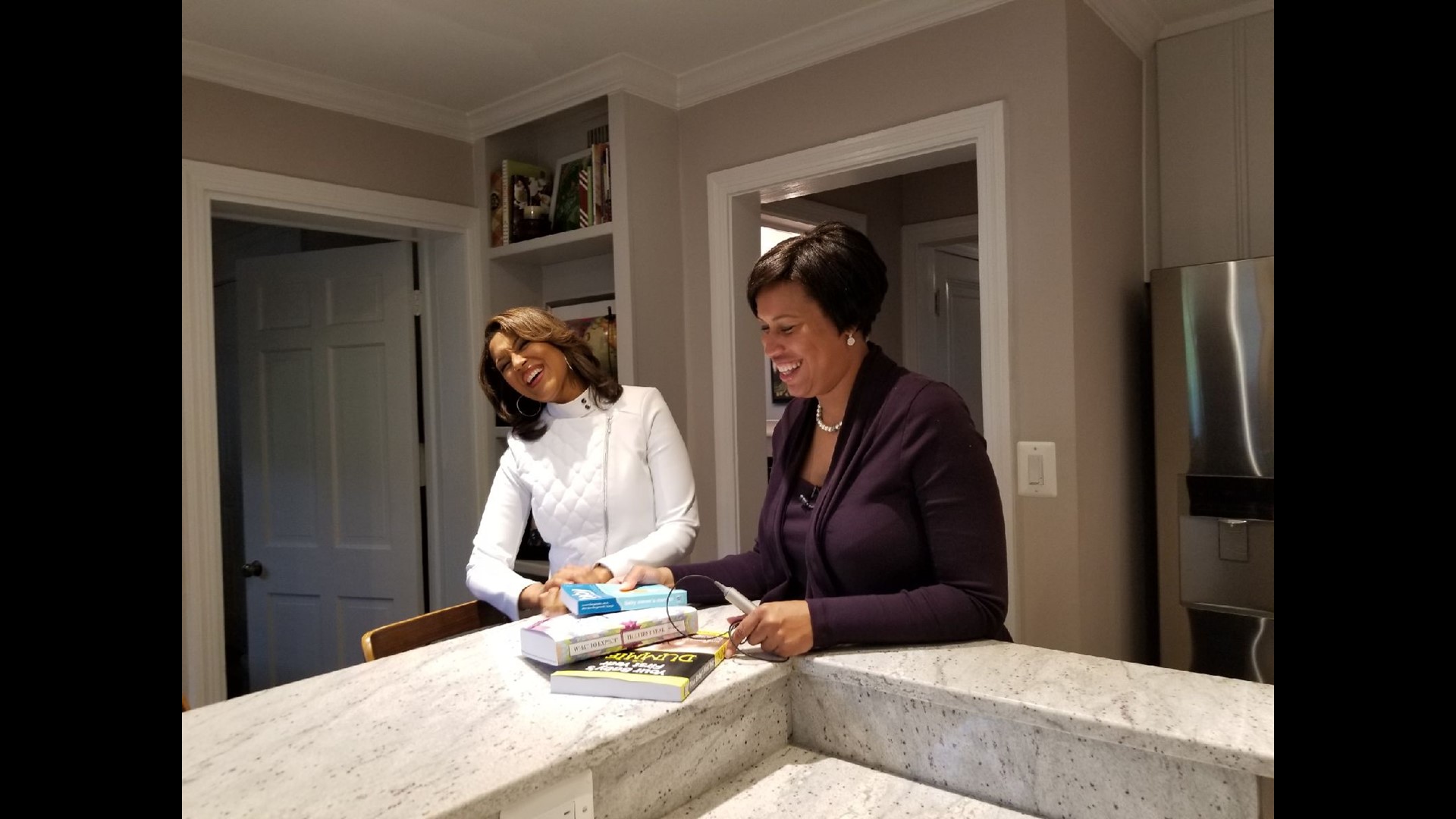 DC Mayor Muriel Bowser adopts newborn baby girl | wusa9.com