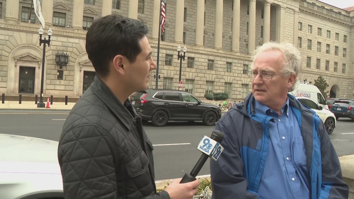 USAID workers given 15 minutes to clear their desks | wusa9.com