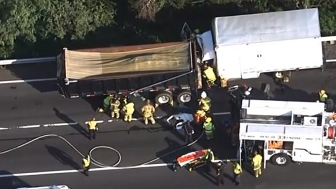 Serious crash shuts down all lanes on Inner Loop of I-495 | wusa9.com