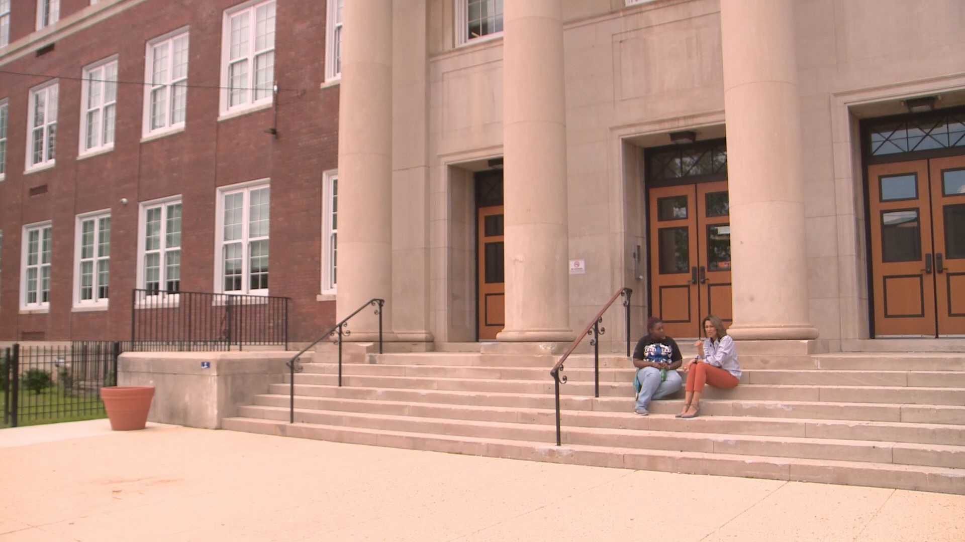 'Striving for better'| DC middle school students need uniforms, mentors ...