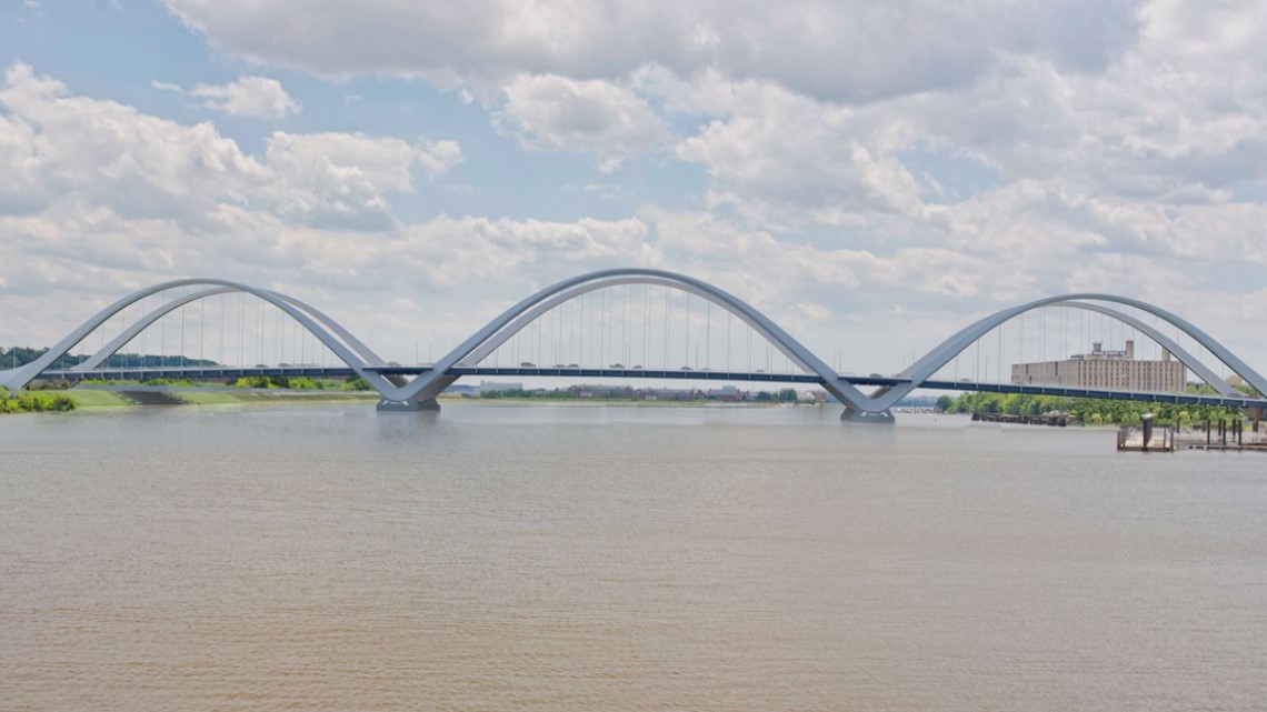 DDOT updates locals on Frederick Douglass Bridge project | wusa9.com