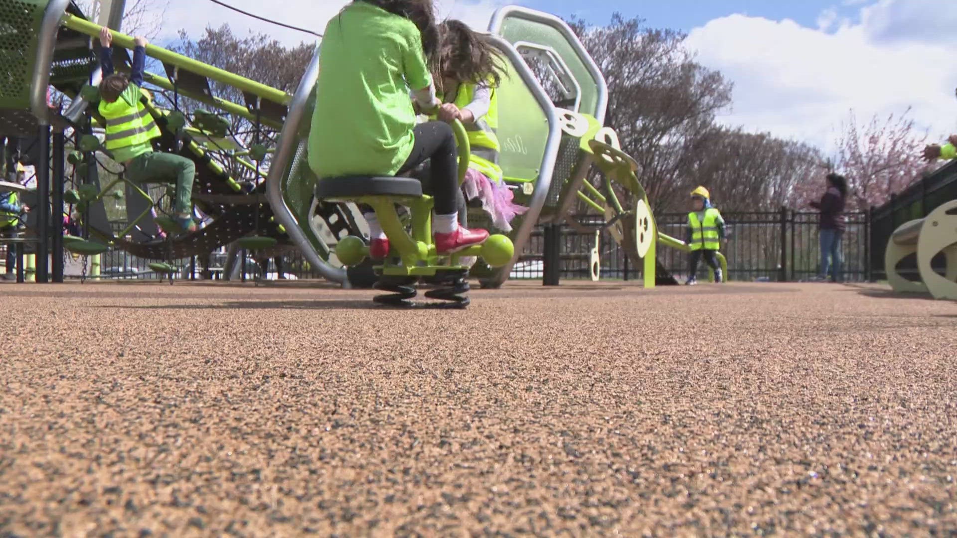 New DC program allows kids to test playgrounds | wusa9.com