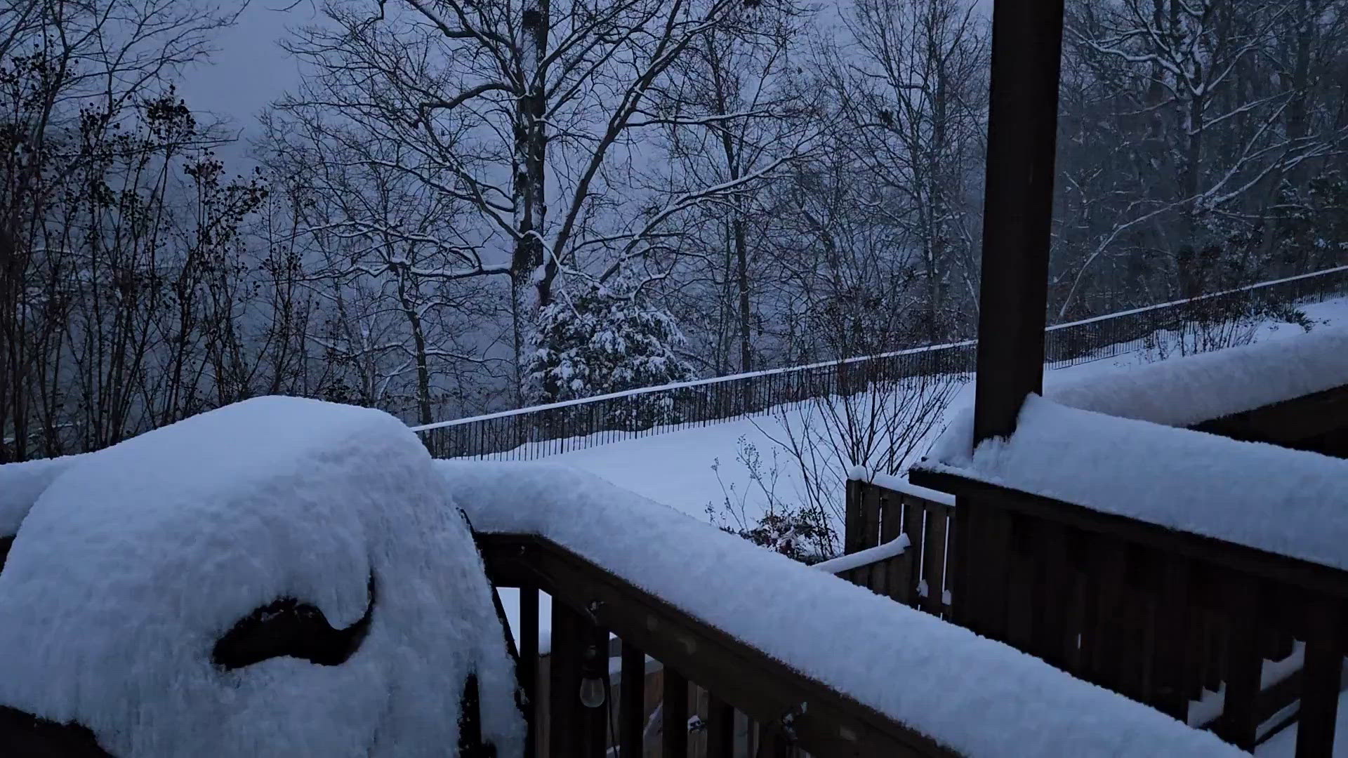 Photos of the first big snowfall of the season across DC, Maryland ...