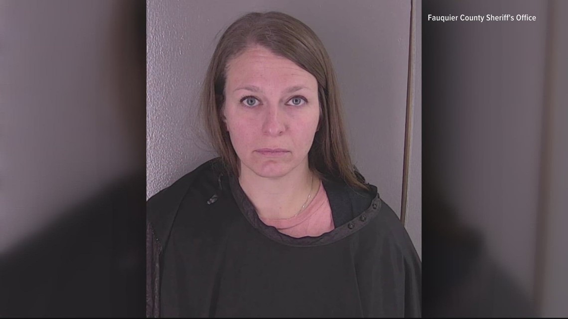 Former math teacher takes plea deal | wusa9.com